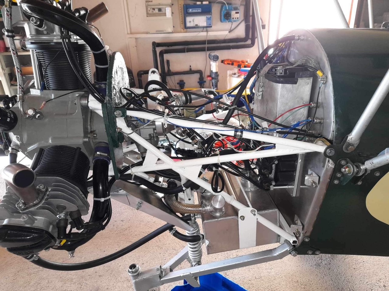 Engines / Engine mounts - Nest of Dragons